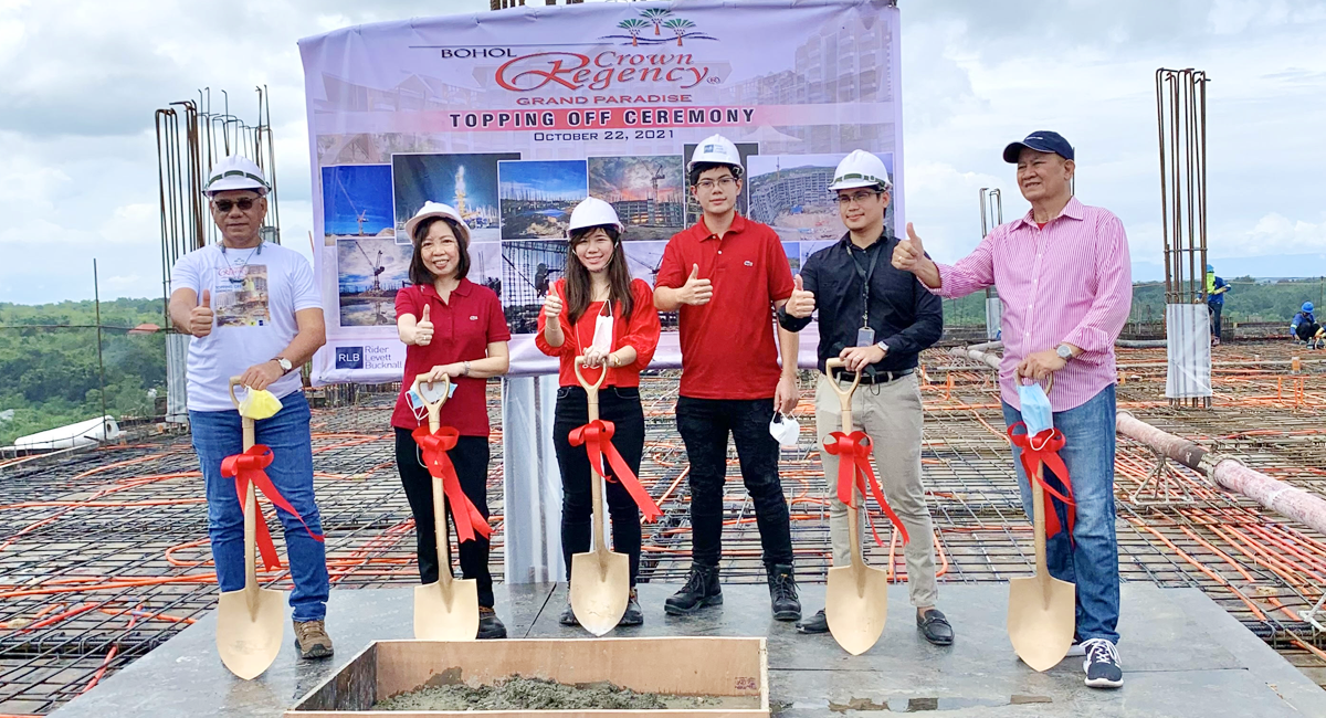 Crown Regency Bohol Tops Off!:Crown Regency Hotels & Resorts